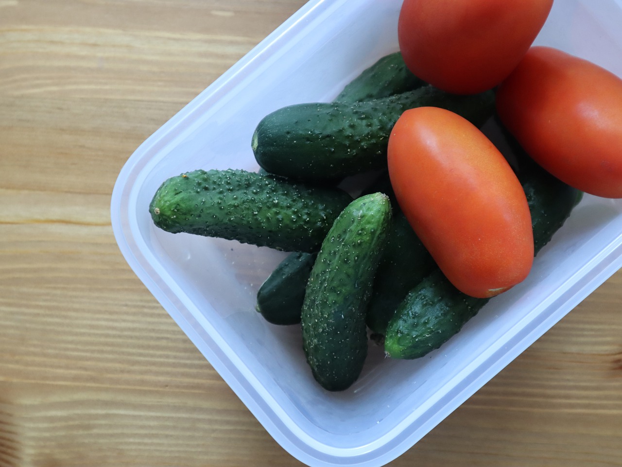 Boîtes plastique alimentaires : essentiel en restauration pro